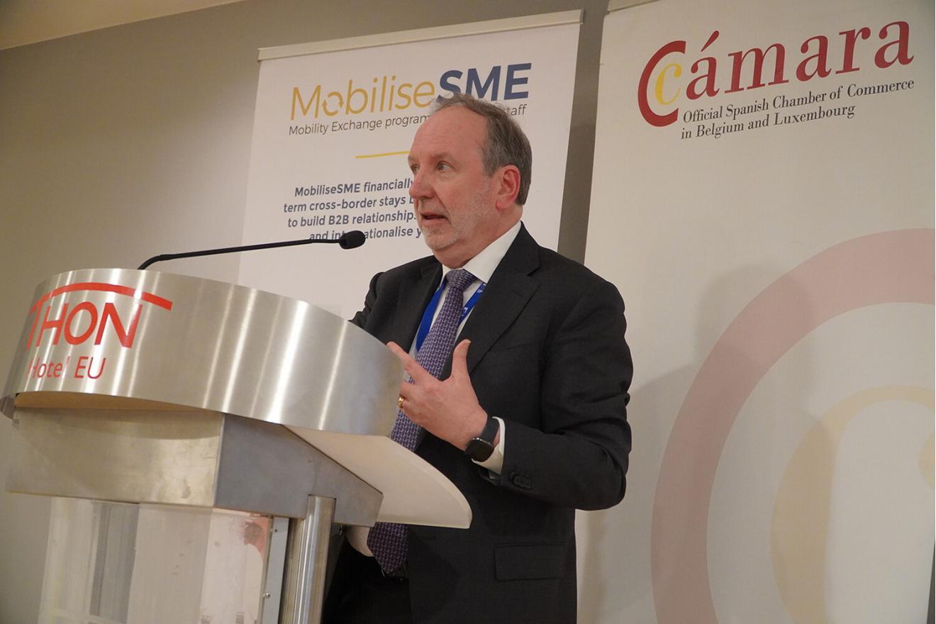 Luncheon-debate held with John Berrigan